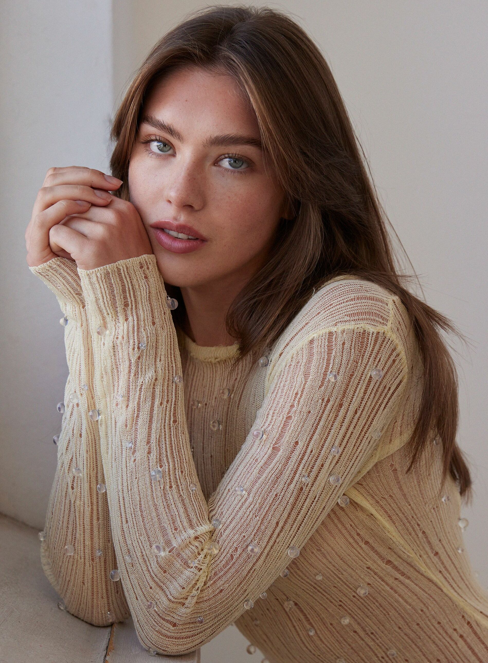 Agnes B | Women - Mainboard | Lind Models